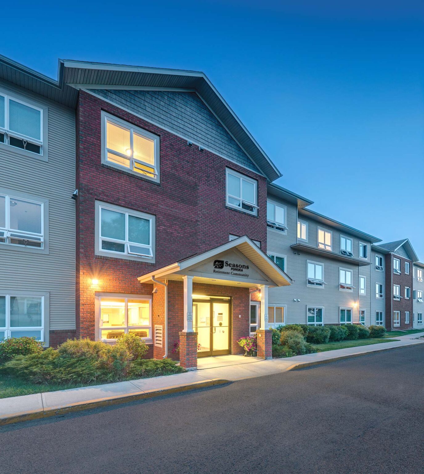Retirement Homes Alberta | Seasons Retirement Communities